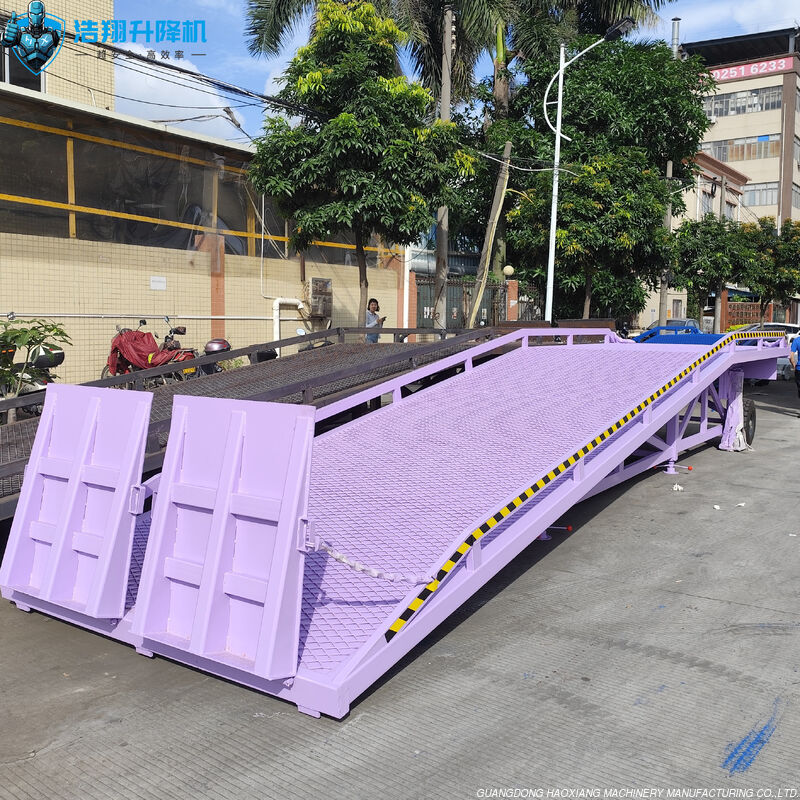 Adjustable Hydraulic Mobile Loading Dock Portable Forklift Ramp For ...