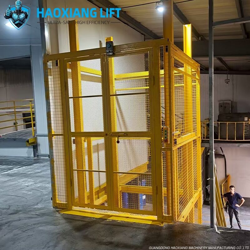 Vertical Hydraulic Freight Elevator - 6M Lift, 1T Capacity
